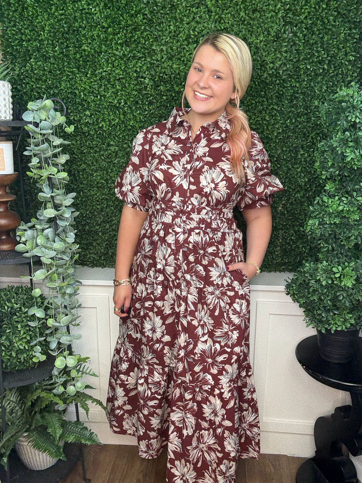 FLORAL PATTERN CUFF BAND PUFF SLEEVE MIDI DRESS - WINE — Jernigan's